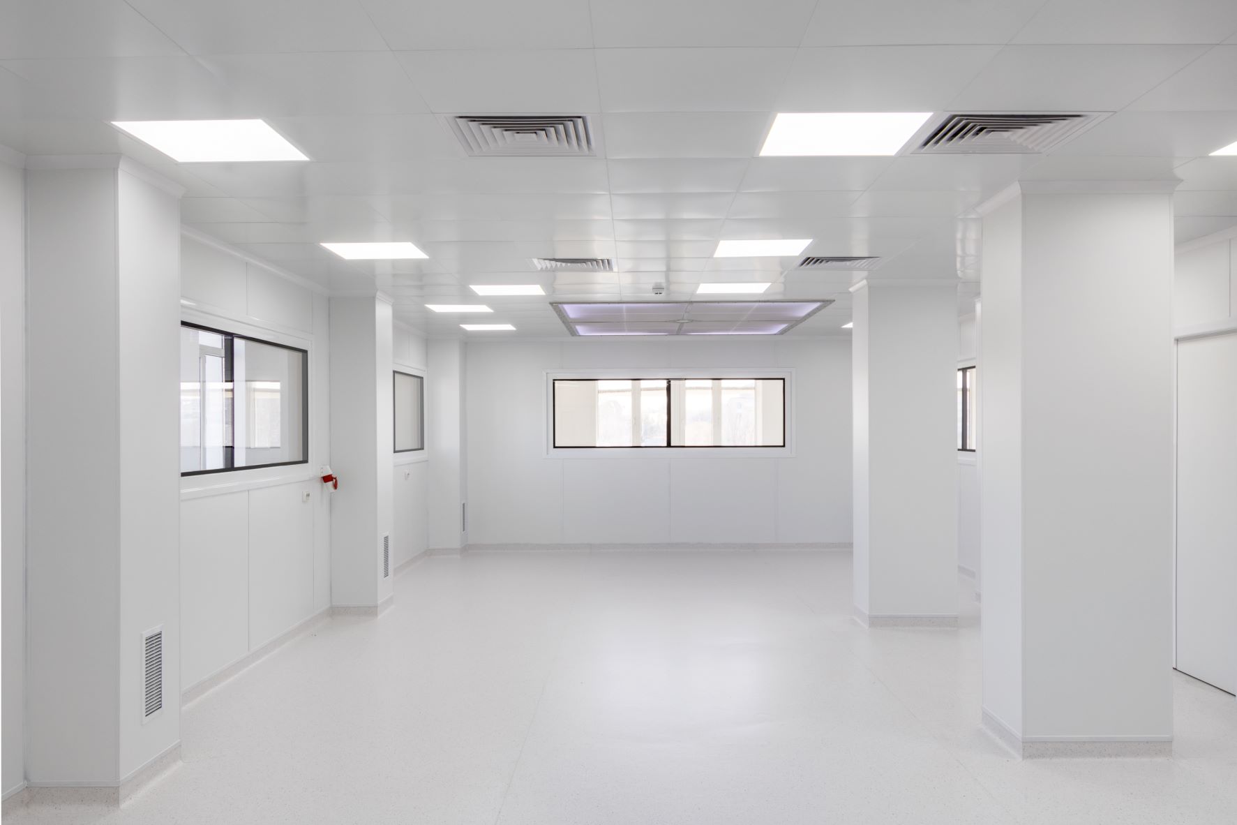 Design & Build of New cGMP ISO8 Cleanroom Suite - Smithstown Light ...